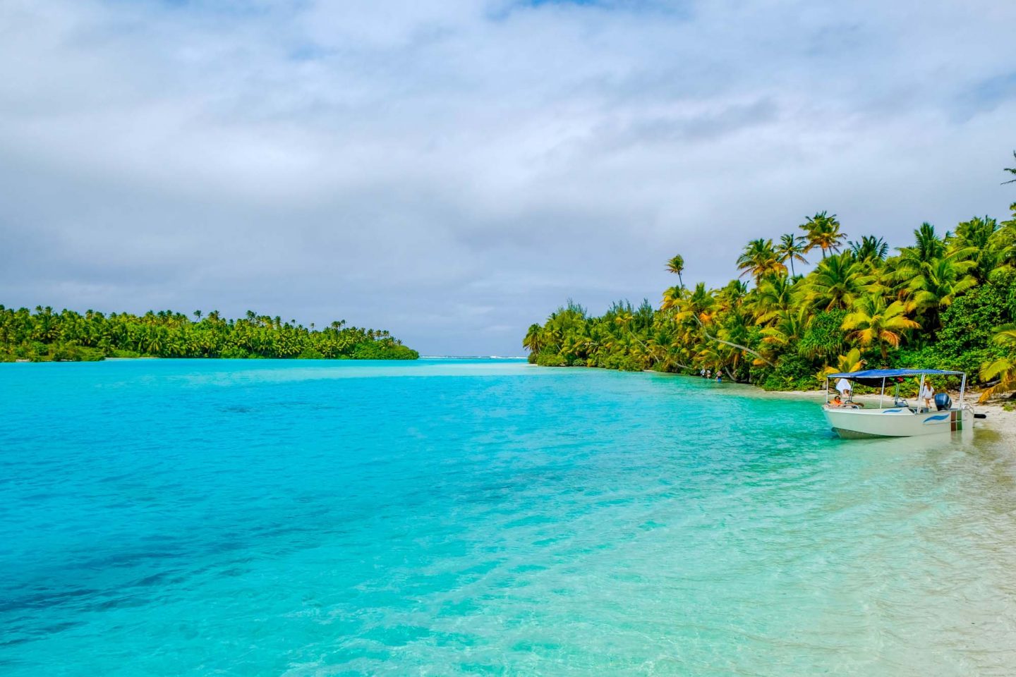 Visiting Paradise: The Aitutaki Day Tour with Air Rarotonga - Explore Shaw