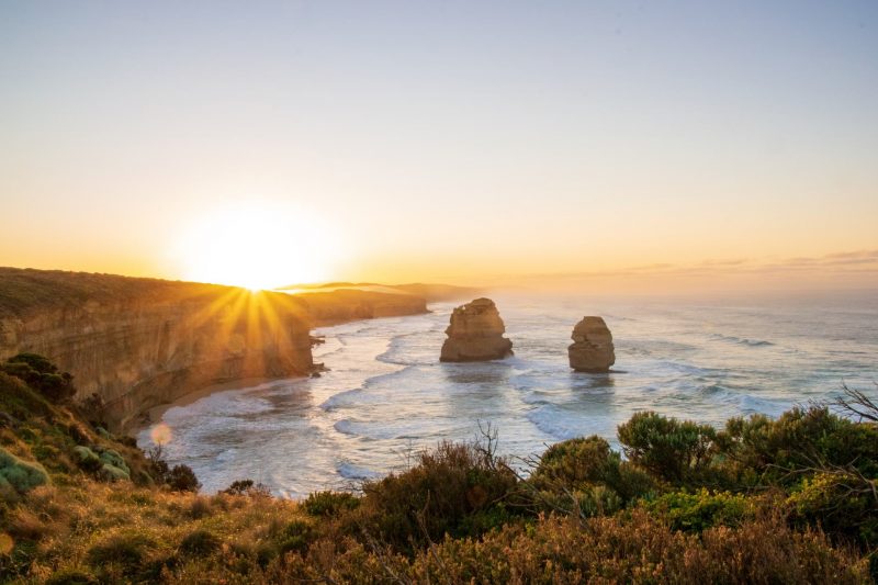 Cliff Jumping at Mount Martha Pillars - Explore Shaw